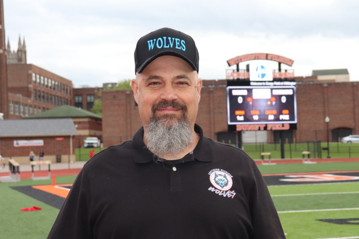 Meet The Coaches – Southern Michigan Wolves